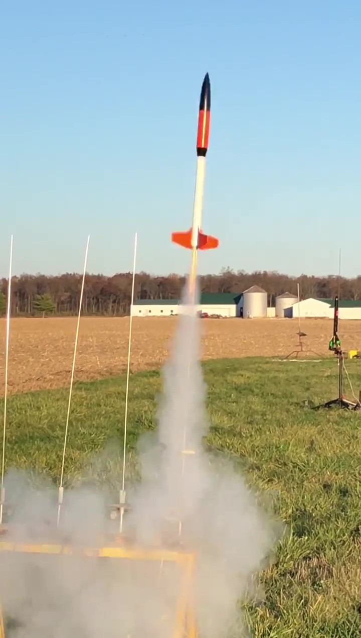 Semroc - SLS Lil' Hustler