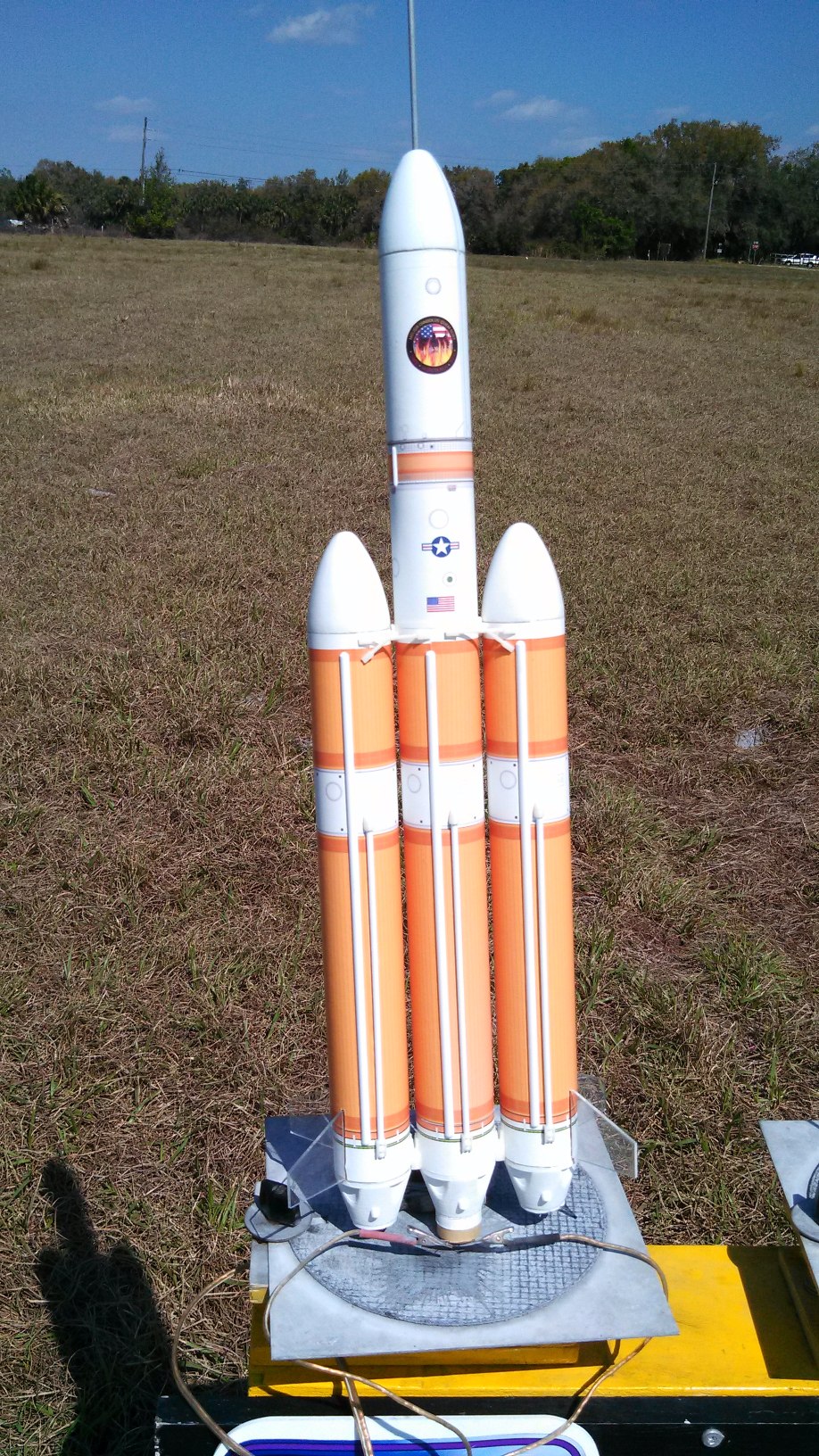 DFR Technologies - Delta IV Heavy