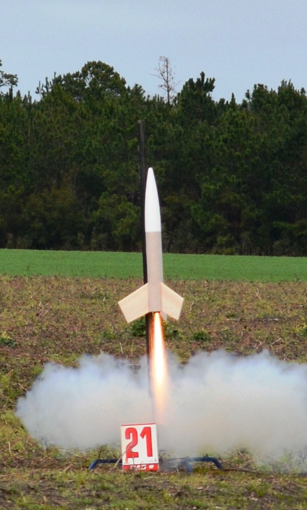 Estes - Mega Der Red Max