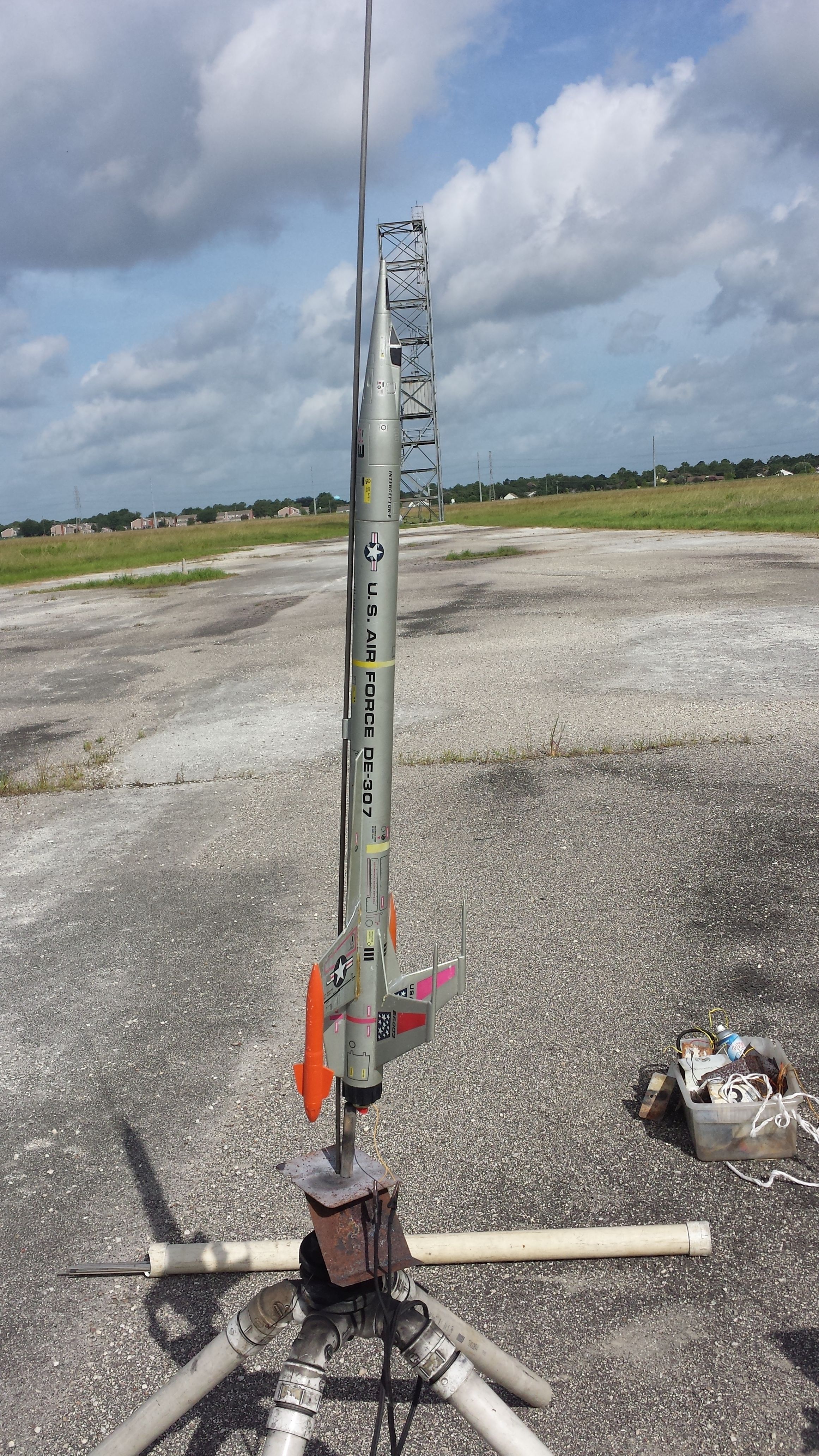 Estes - Interceptor E