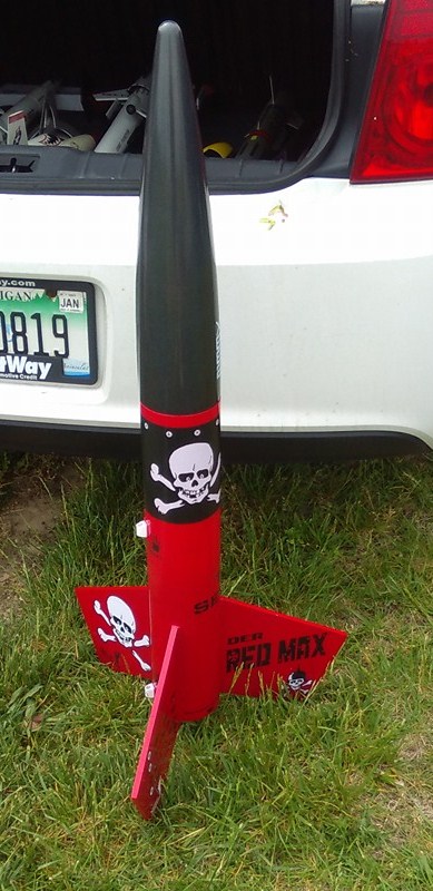 Photo Album - Rockets by Manufacturer - Estes - Estes - Mega Der Red ...