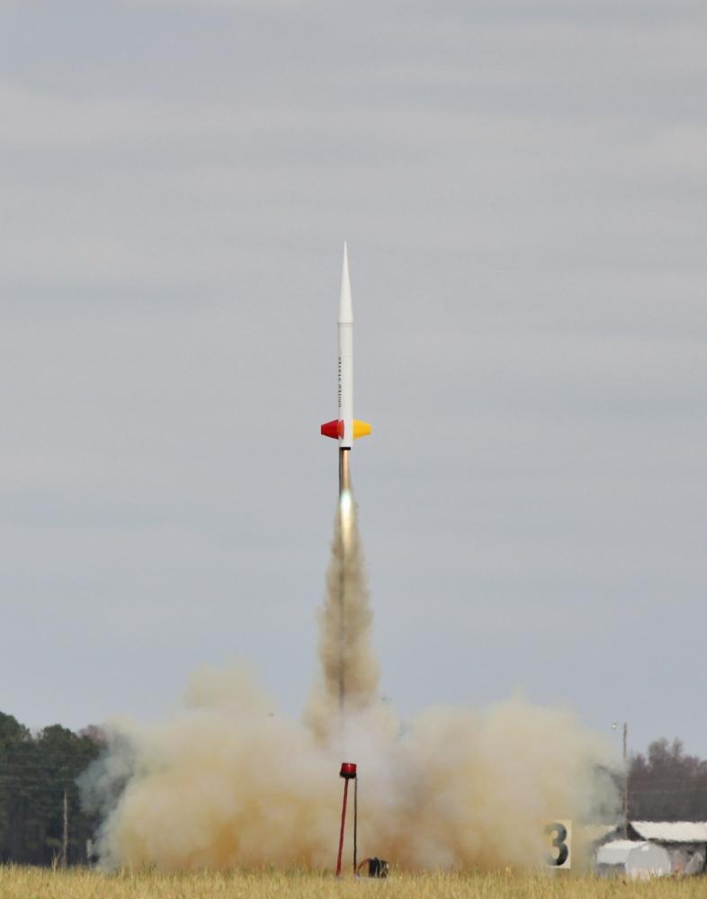 2011-04-09 - Gary Tortora's Performance Rocketry 5.5' Nike Smoke