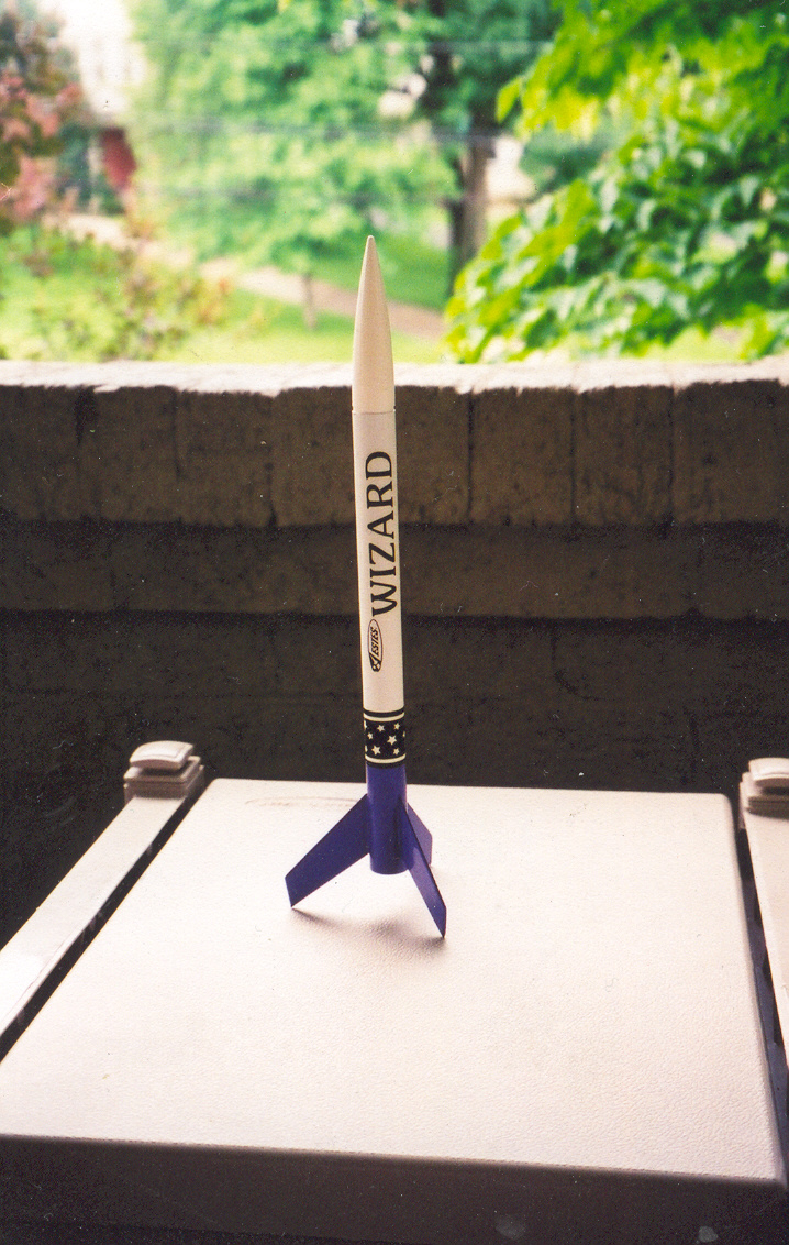 Display Image - Bill Eichelberger's Estes - Wizard (2001-08-05)