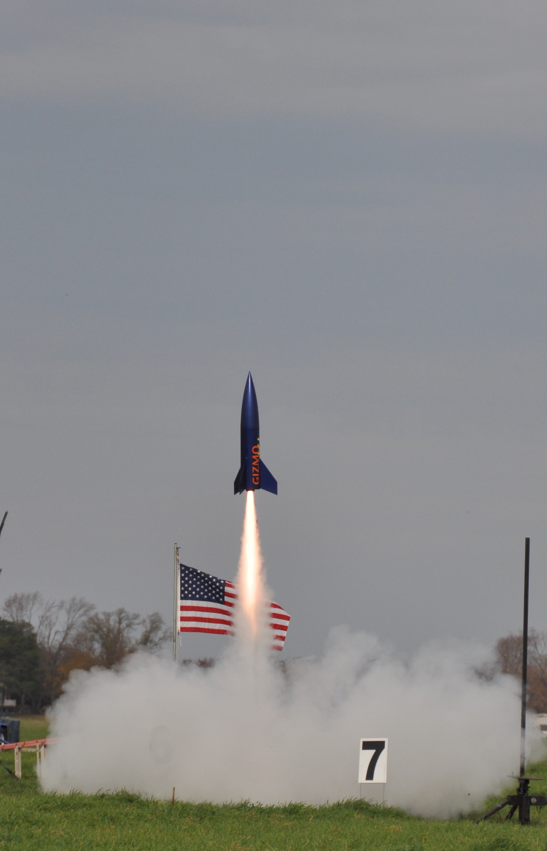 2011-11-20 - Gary Tortora's Performance Rocketry GIZMO XL