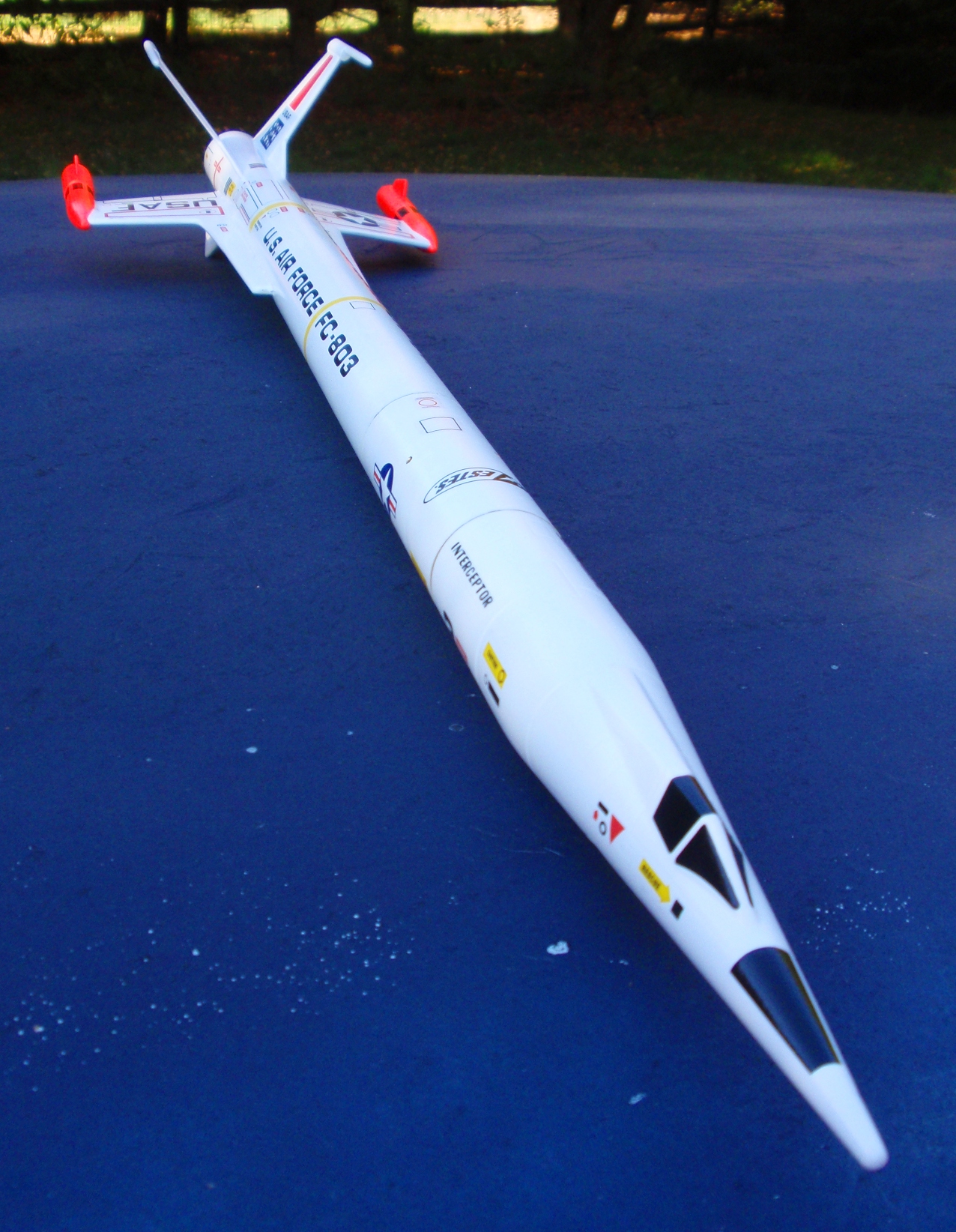 Estes - Interceptor {Kit} (1250) [2008-2011,2019-]