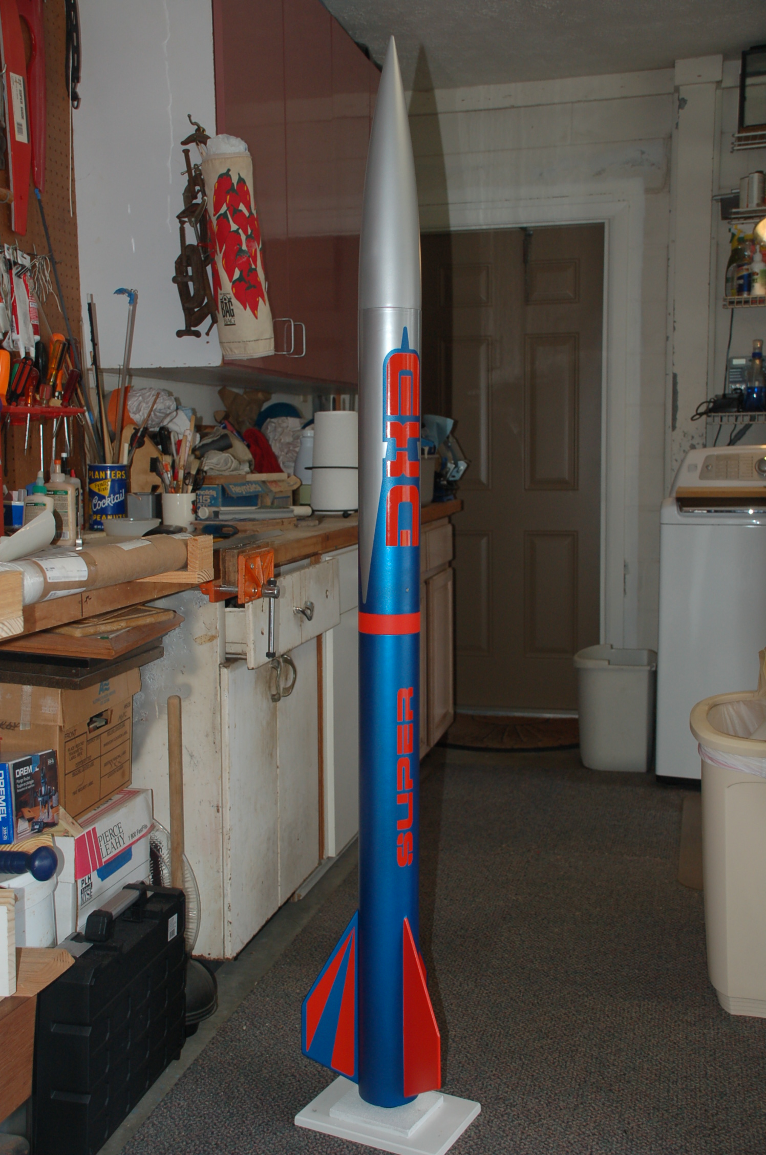 Madcow Rocketry - 4' Super DX3