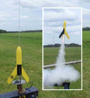 Rocket Gallery - Hans 'Chris' Michielssen's Estes Mega Mosquito