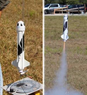 2023-02-04 - Hans 'Chris' Michielssen's Estes Blue Origin, New Shepard