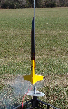 2009-11-28 - Matthew Bond's Estes Yellow Jacket