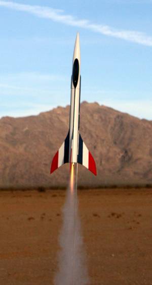 2010-01-01 - Moe Bertrand's Estes Astron Star Blazer (Upscale)